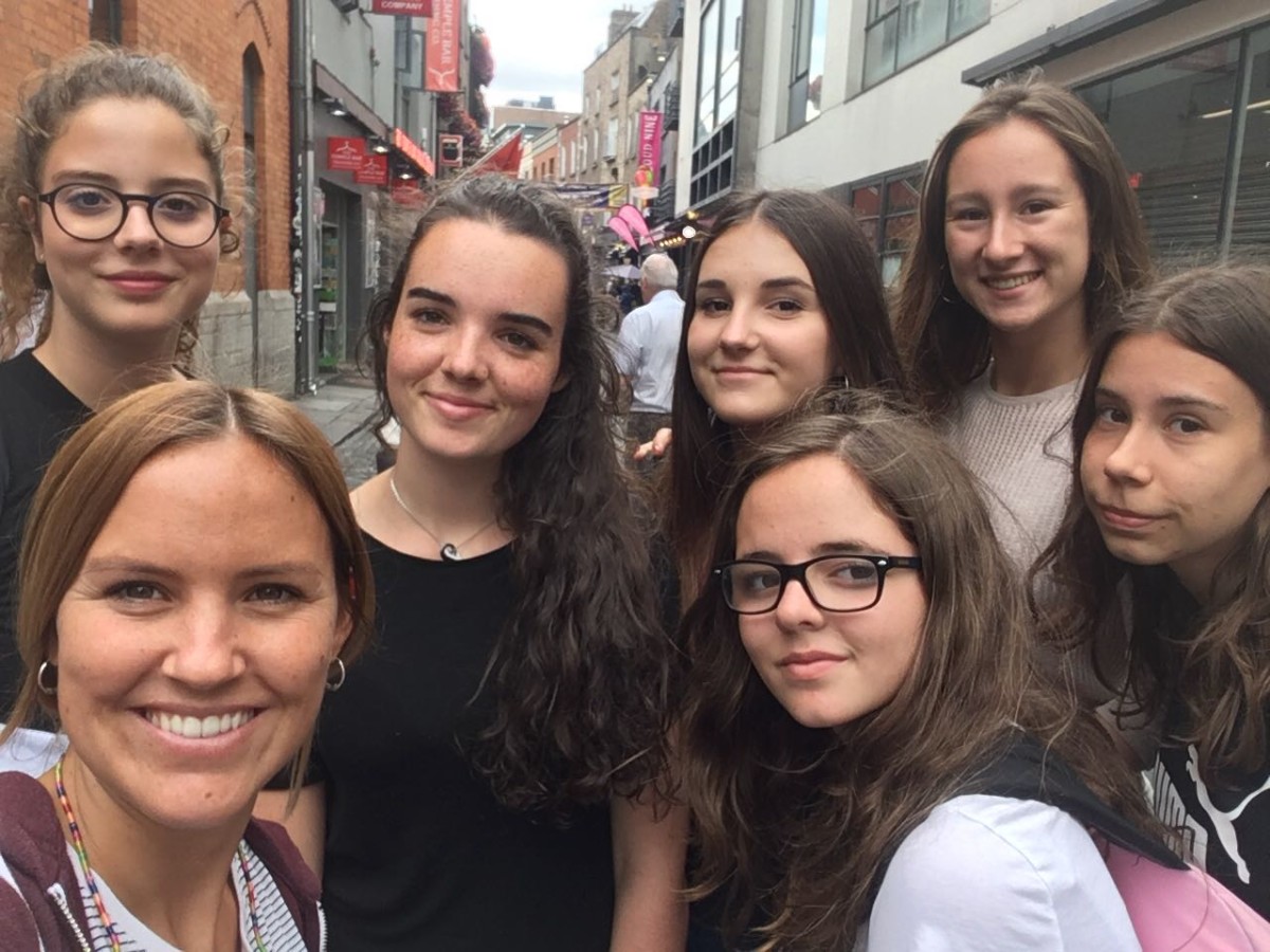 FUN, FUN AND MORE FUN - Easy English Center