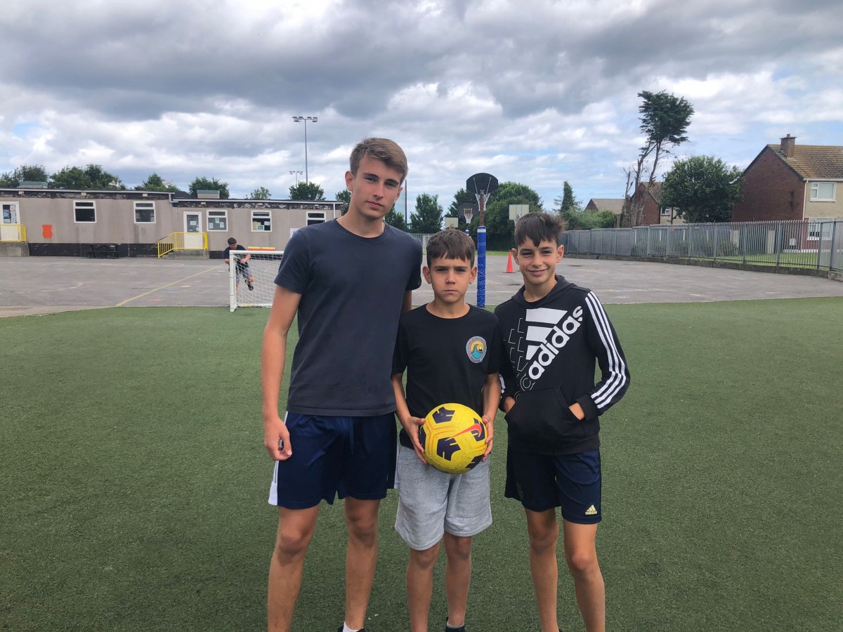 SCHOOL IS FUN - Easy English Center